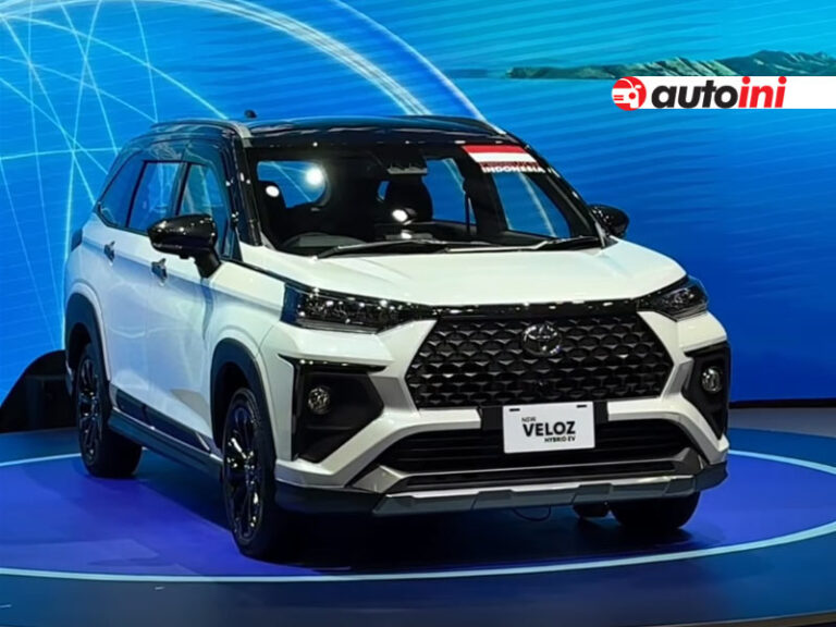 Toyota Veloz Hybrid Launches at Rp 299 M